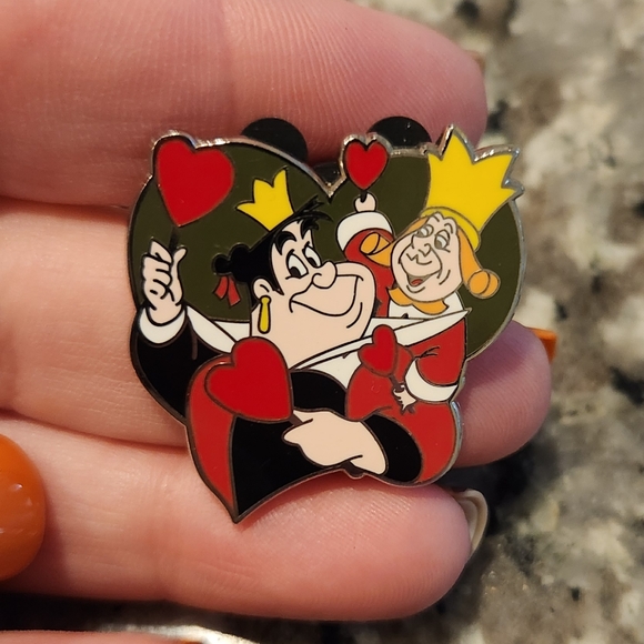 Disney | Jewelry | 5 For 3 Disney Pin Couples Mystery Pin Set Queen And ...